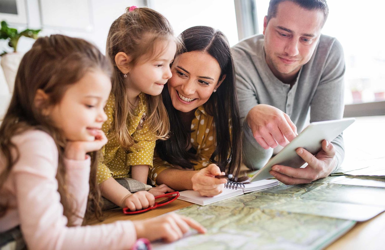 Moving to Dubai in 2026. Relocation & Business Setup Guide.